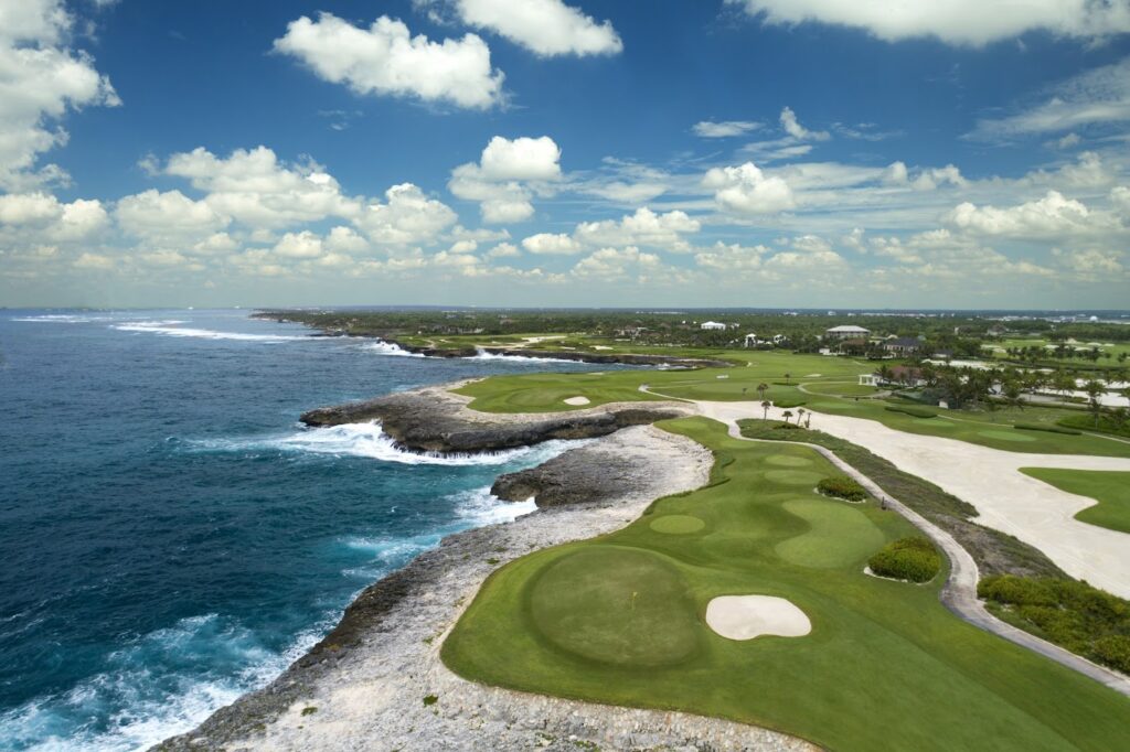 CORALES GOLF COURSE | Sportvac