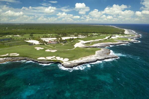 CORALES GOLF COURSE | Sportvac